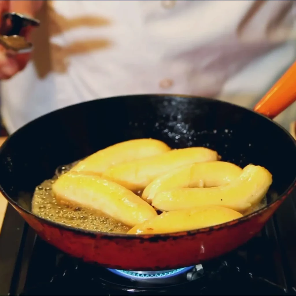 Easy Banana Flambé Recipe with Rum (10-Minute French Skillet Dessert ...