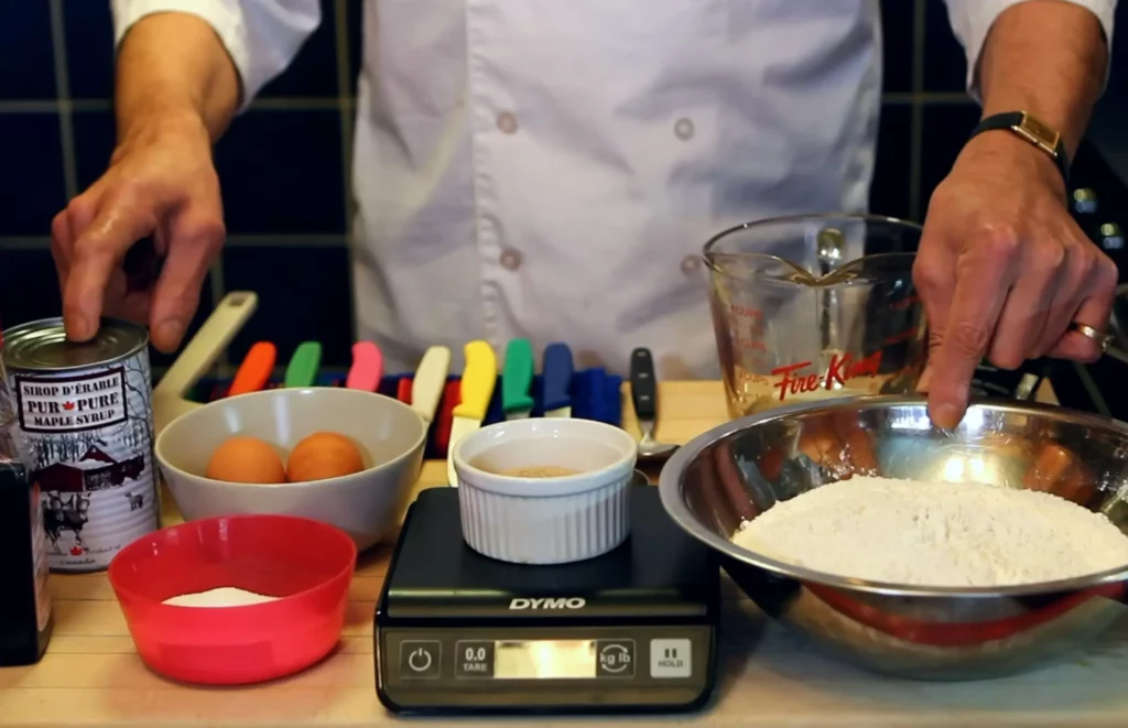 Homemade Canadian Beaver Tails (Easy Fried Dough with Cinnamon Sugar ...