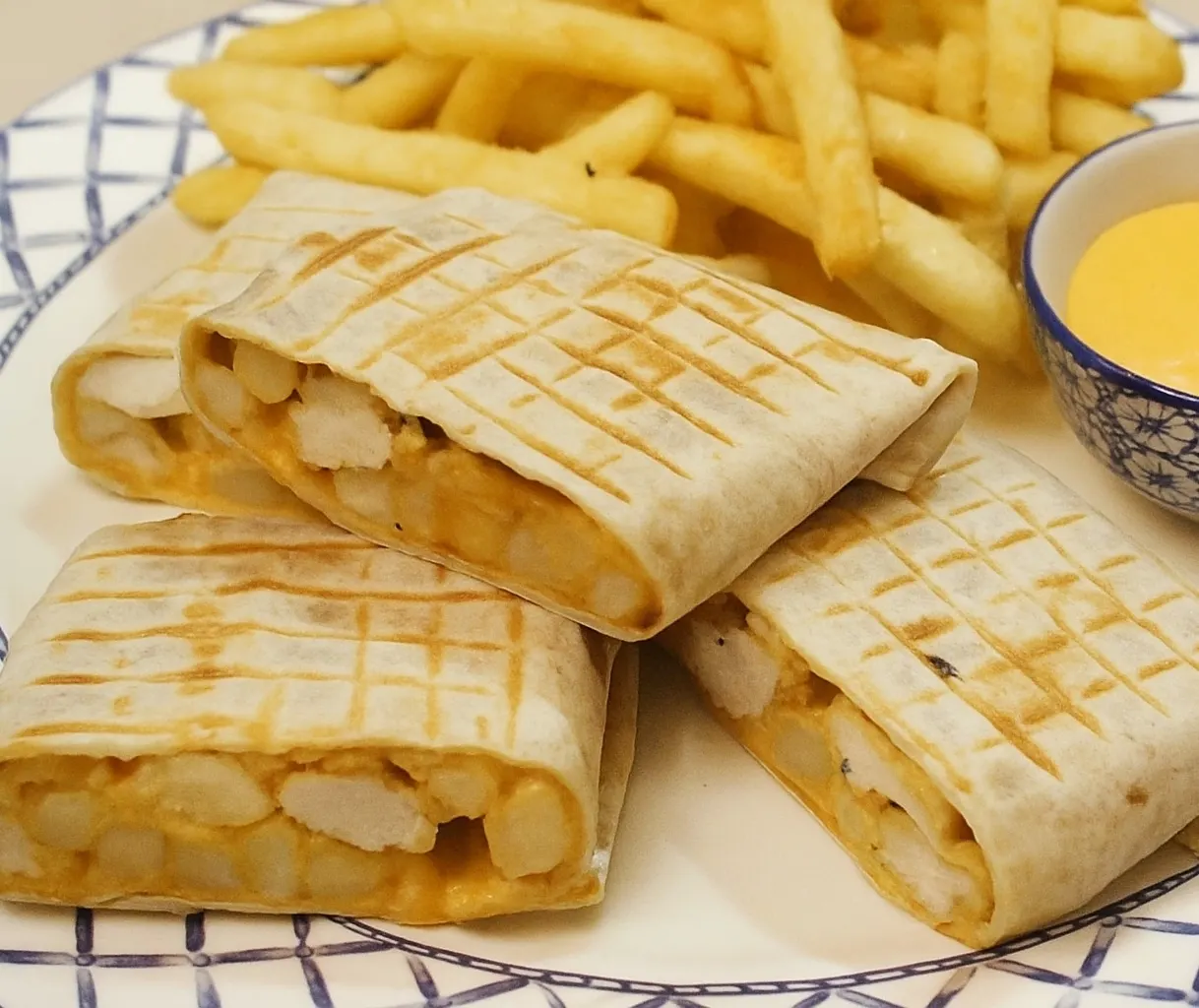 Ultimate Homemade French Tacos with Chicken, Fries and Cheese Sauce ...